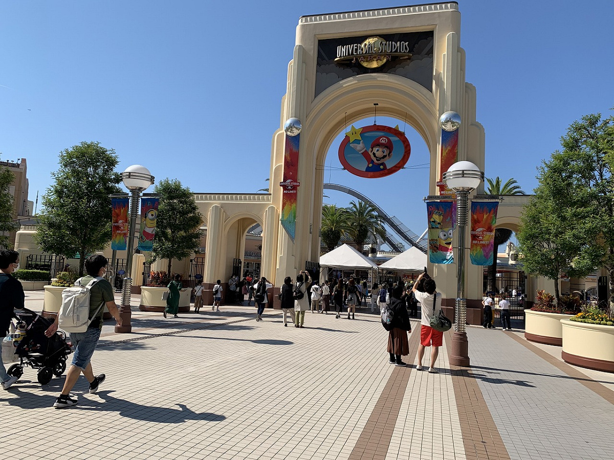 USJ/コロシアムアーチ| キャステル | CASTEL ディズニー情報
