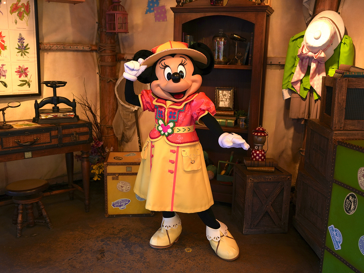 ミッキー＆フレンズ・グリーティングトレイルのミニーマウス| キャステル | CASTEL ディズニー情報