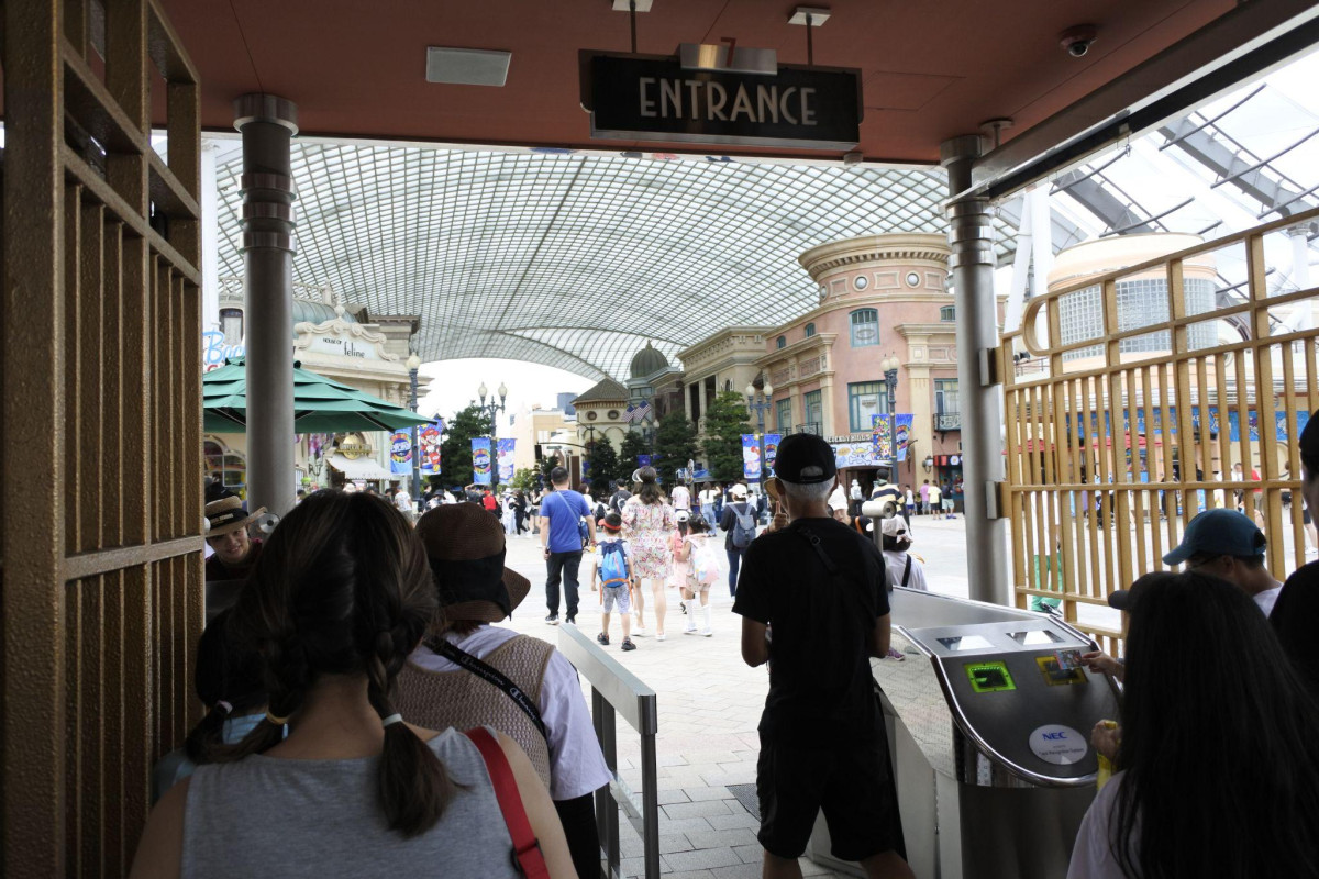 USJ／入場ゲート| キャステル | CASTEL ディズニー情報